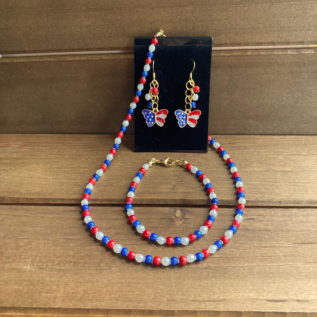 Red White and Blue Beaded Jewelry Set Patriotic Necklace Bracelet ...