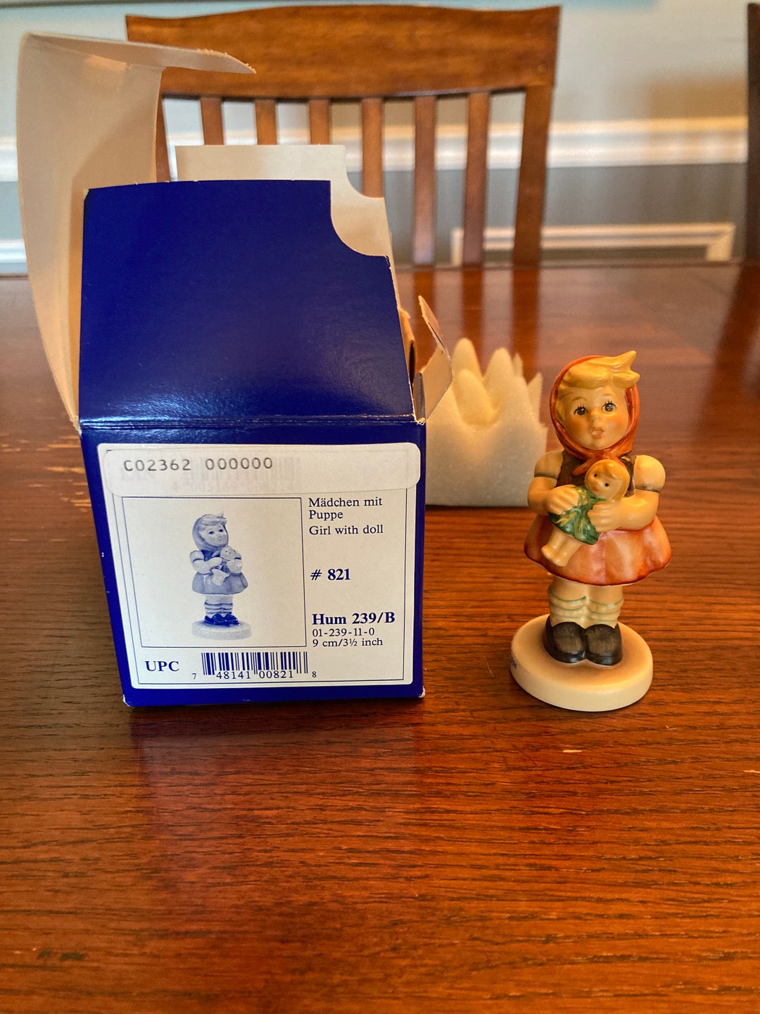 M.I. Hummel Girl With Doll Goebel Collectible Figurine Original Box ...