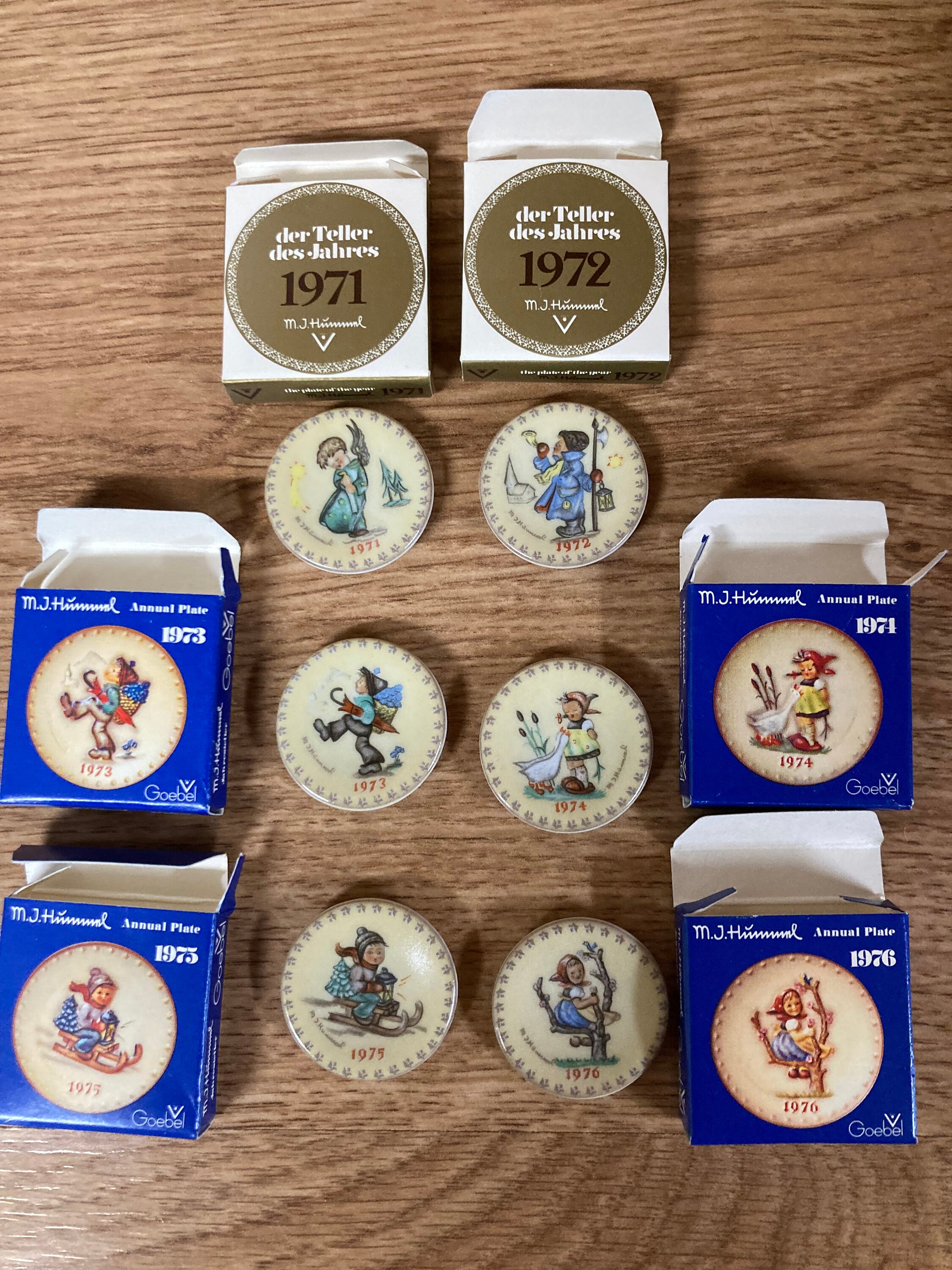 M.I. Hummel Vintage Antique Mini Miniature Plates Collection ...