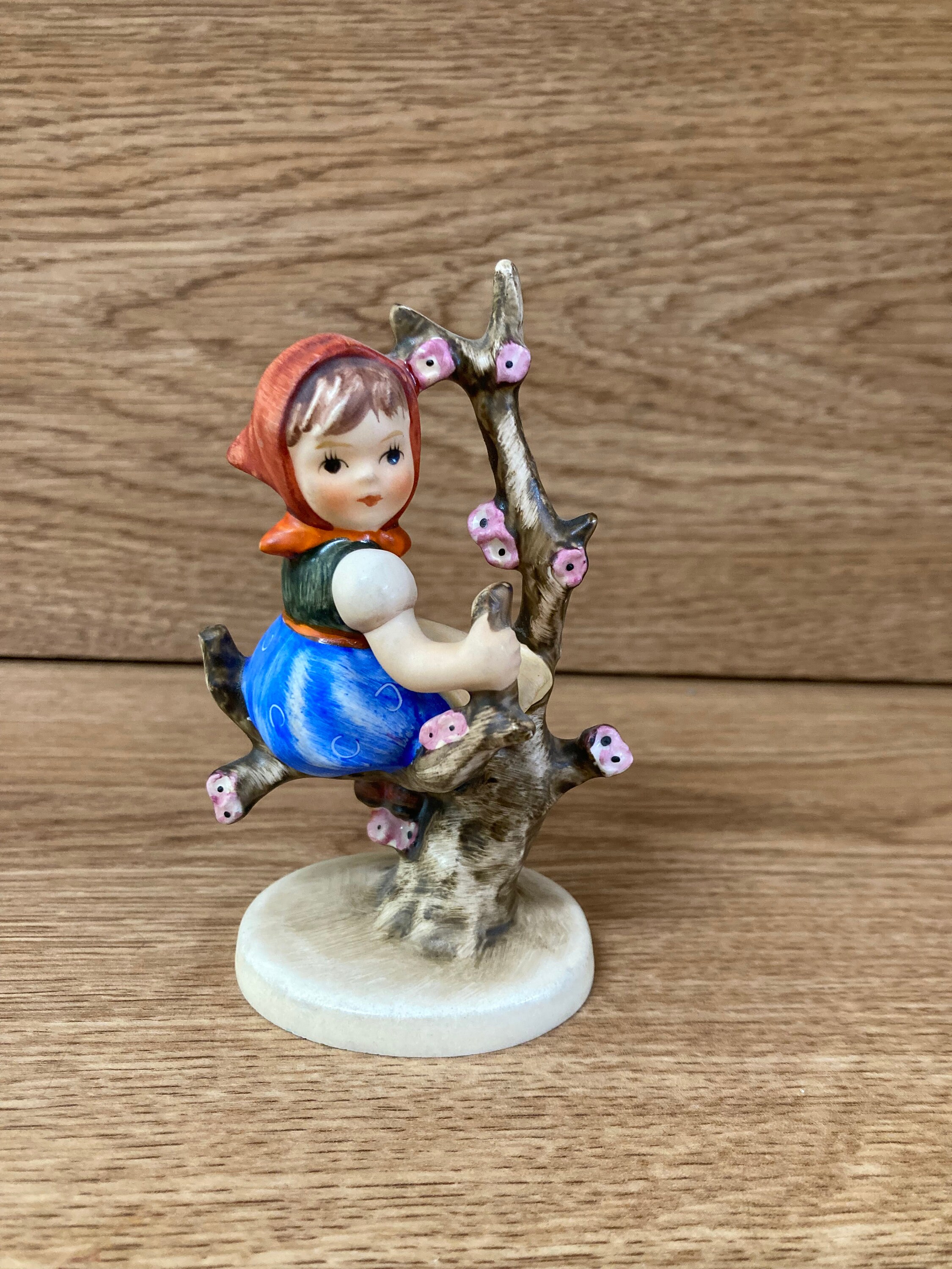 Hummel Goebel Apple Tree Girl Vintage Figurine Collectible Germany - Etsy