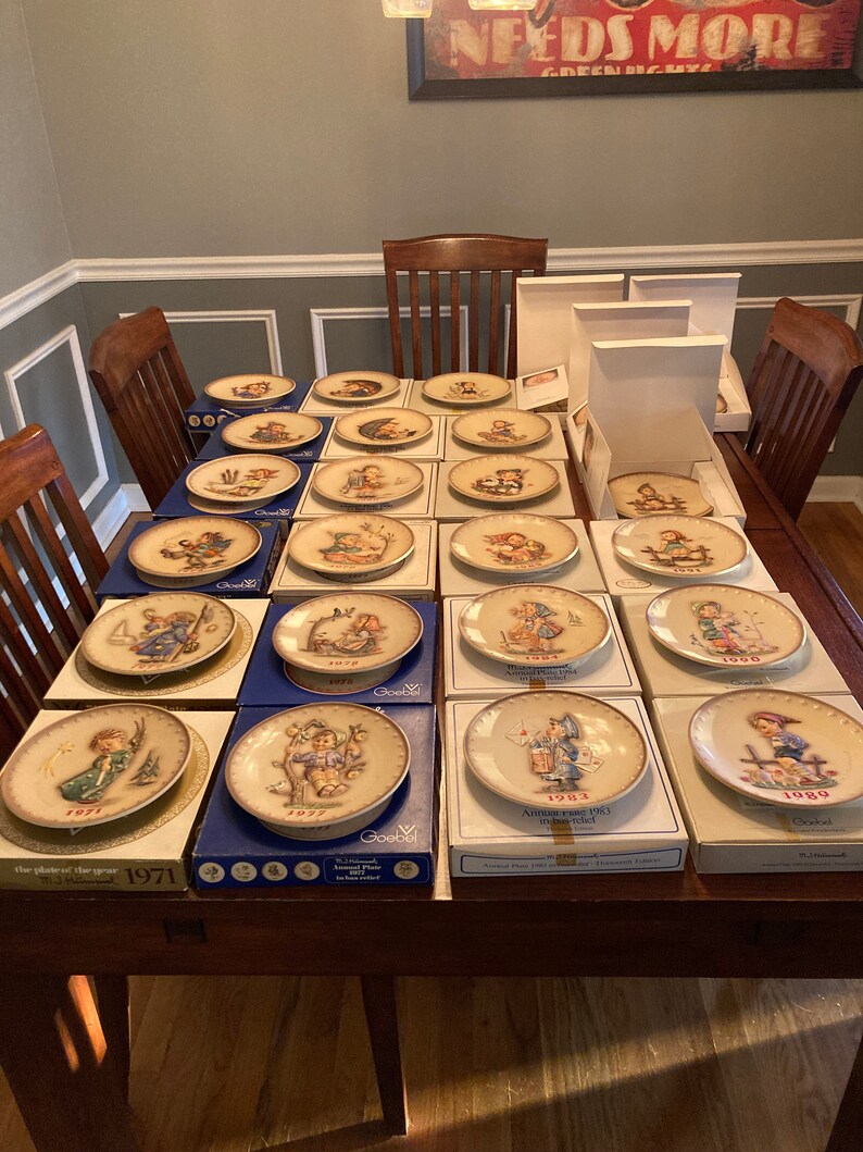 Vintage Antique M.I. Hummel Plate Plates Collection Annual Collectible ...