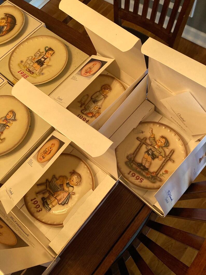 Vintage Antique M.I. Hummel Plate Plates Collection Annual Collectible ...