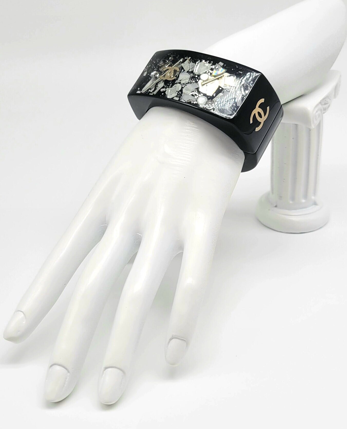 CHANEL Black Acrylic Hinged Cuff Bracelet – Magnetic Closure Wide 1.25 ...