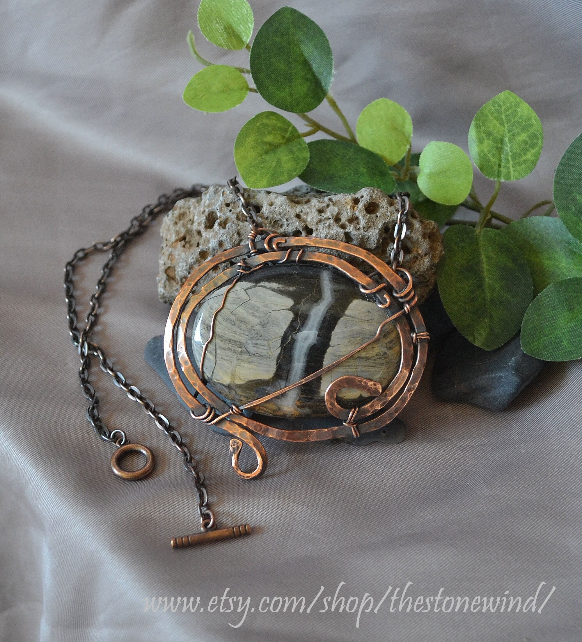 Stone Wind twister: Ef5 Boho Hammered Copper Crazy Lace Agate Pendant ...