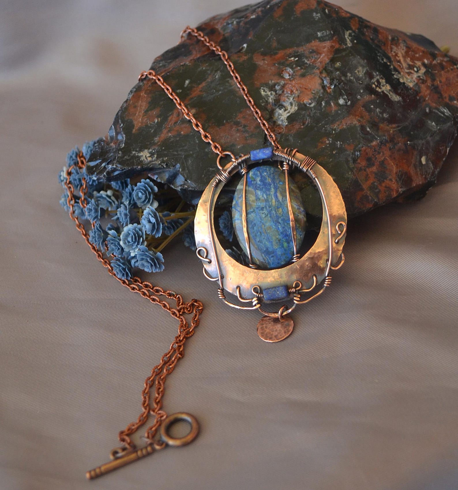 Stone Wind "a Round Tuit" Brutalist Wire Wrap Hammered Copper Circle ...