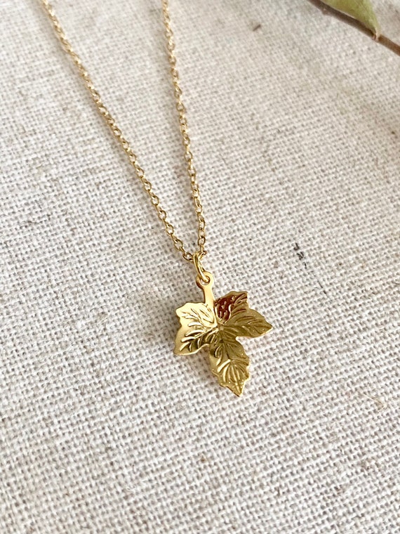 Handmade Authentic Canadian Maple Leaf Necklace the Canadian - Etsy