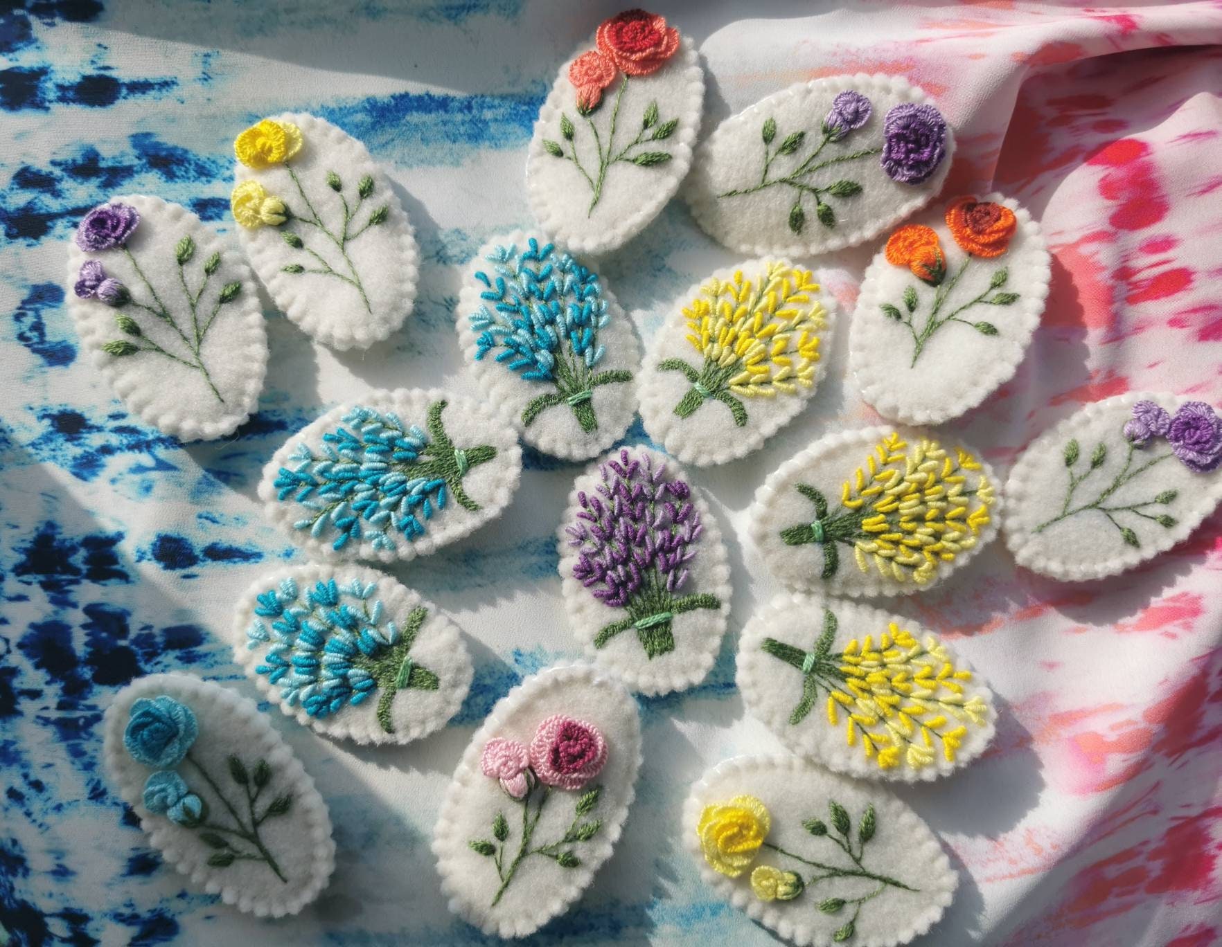 Hand Embroidered Flower Bouquet Brooch, Wool Felt Embroidered Brooch ...