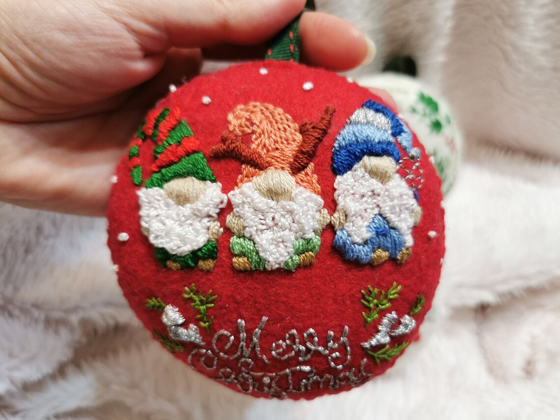MERRY CHRISTMAS Wool Felt Embroidered GNOMES - Christmas Ornaments ...