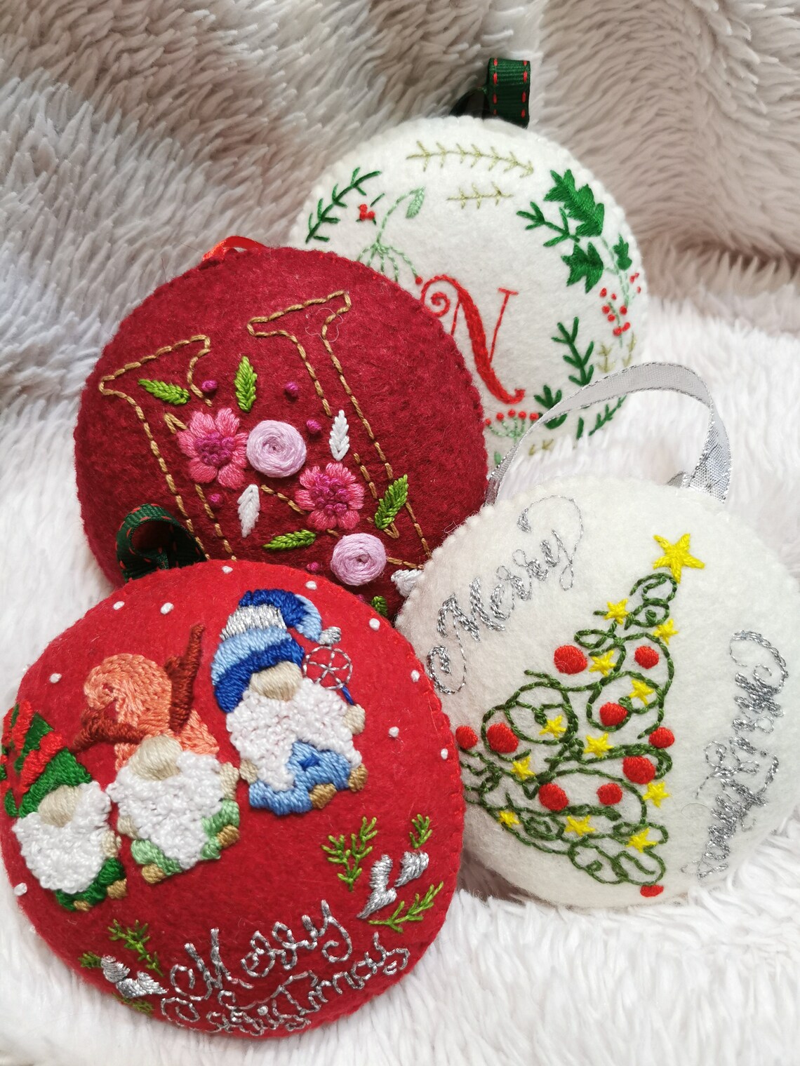 MERRY CHRISTMAS Wool Felt Embroidered GNOMES - Christmas Ornaments ...