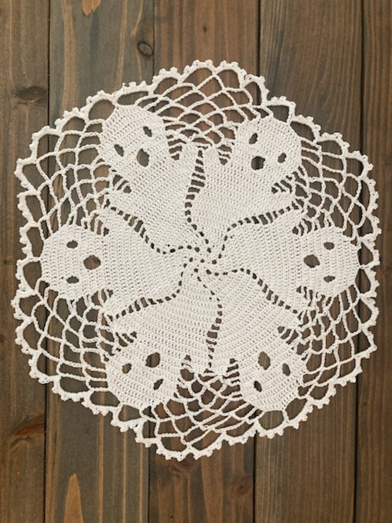 Handmade Crochet Ghost Doily - Halloween Centerpiece - Etsy