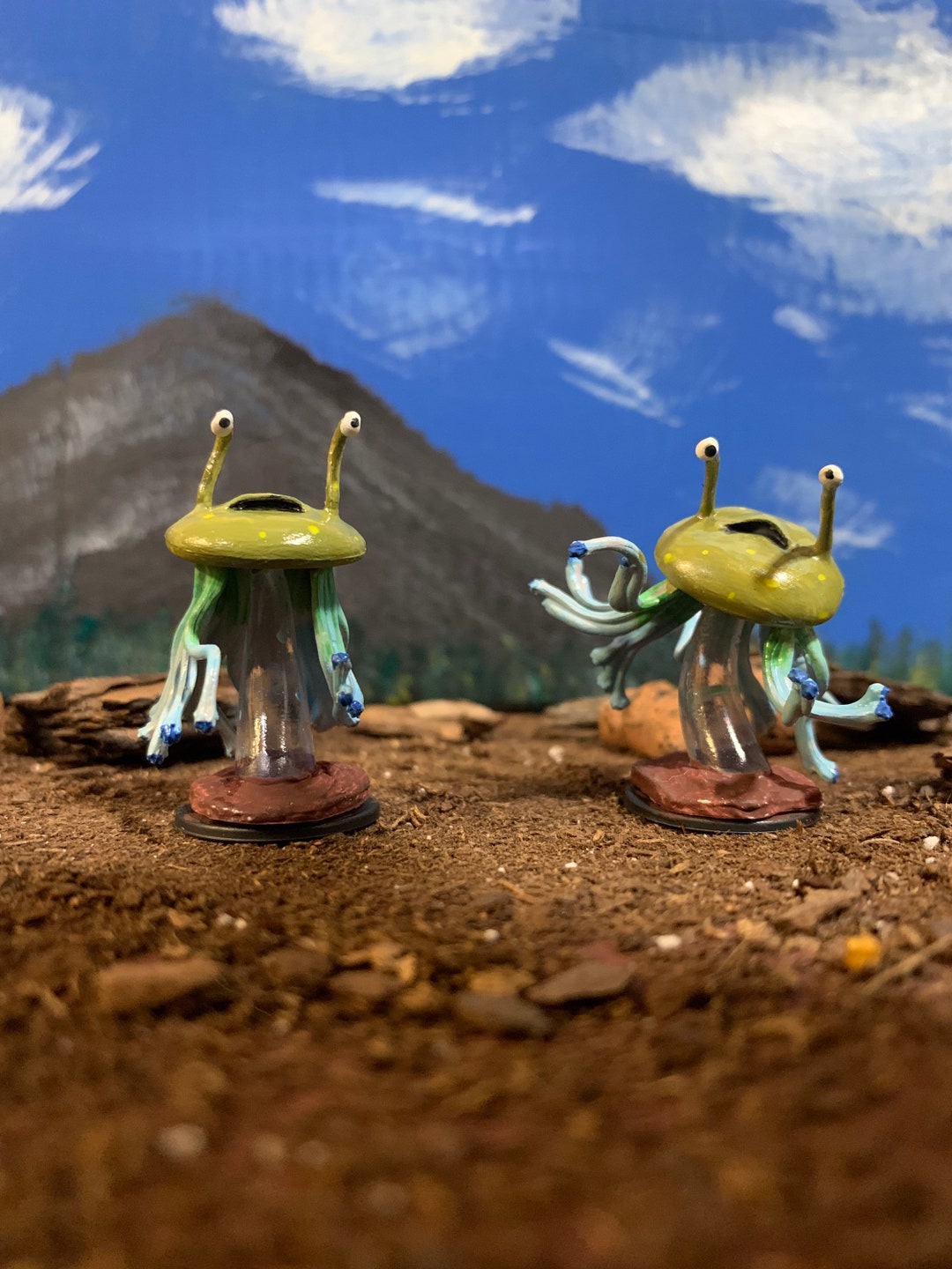 Flumph-painted DND Miniature - Etsy