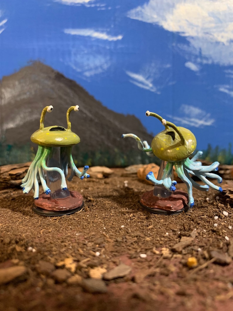 Flumph-painted DND Miniature - Etsy