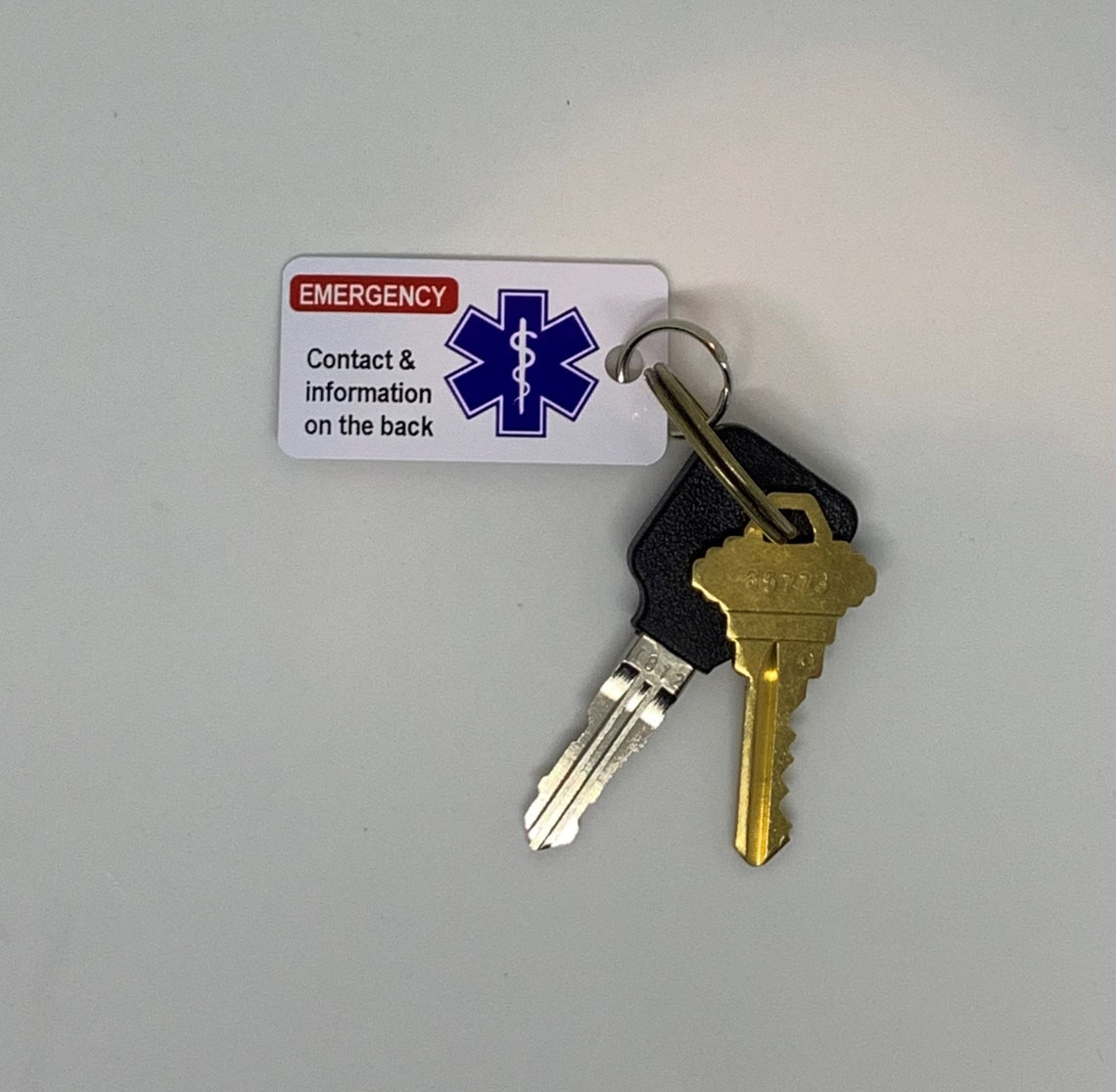 Customized in Case of Emergency Key Tag Set of 3 - Etsy