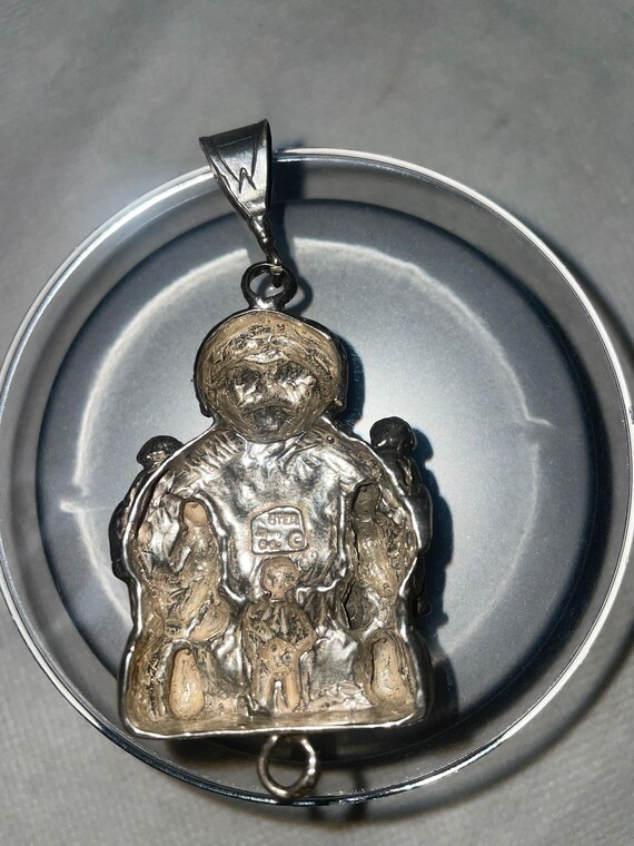 Native American Storyteller Pendant - Gem