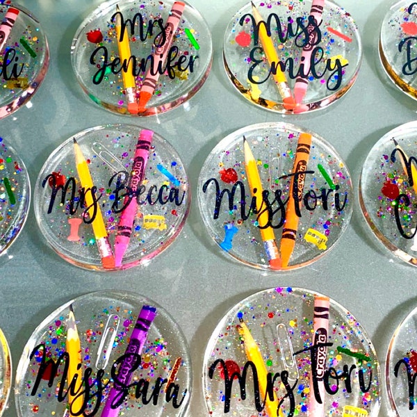 Unique Teacher Gift - 60+ Gift Ideas for 2024