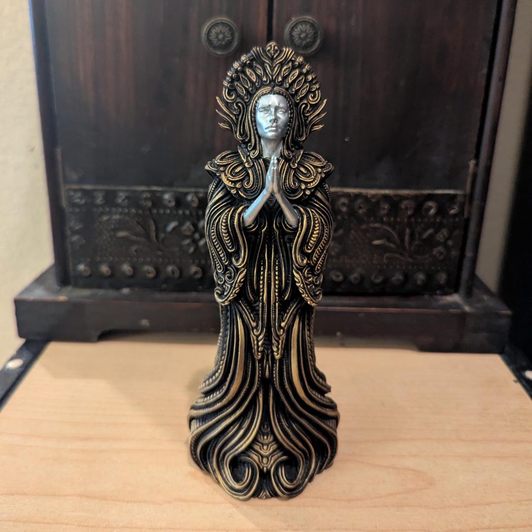 Ancient Priestess Statue – Mystical Elegance in Miniature 7" Tall Hand ...