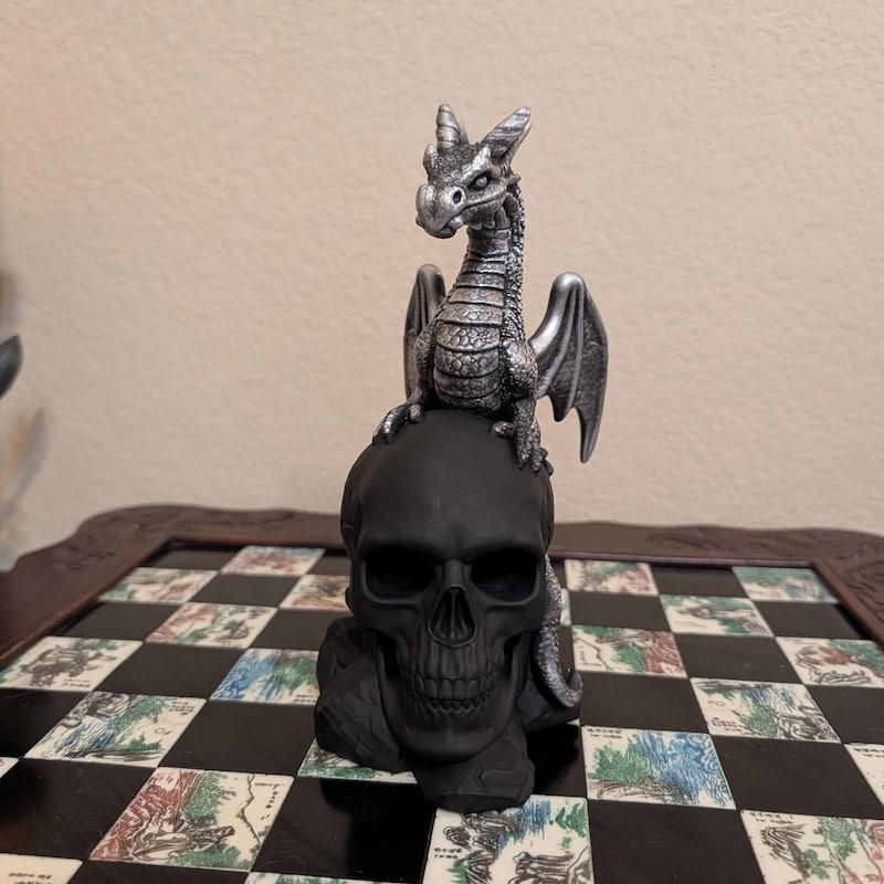 8k Resin Statue - Etsy