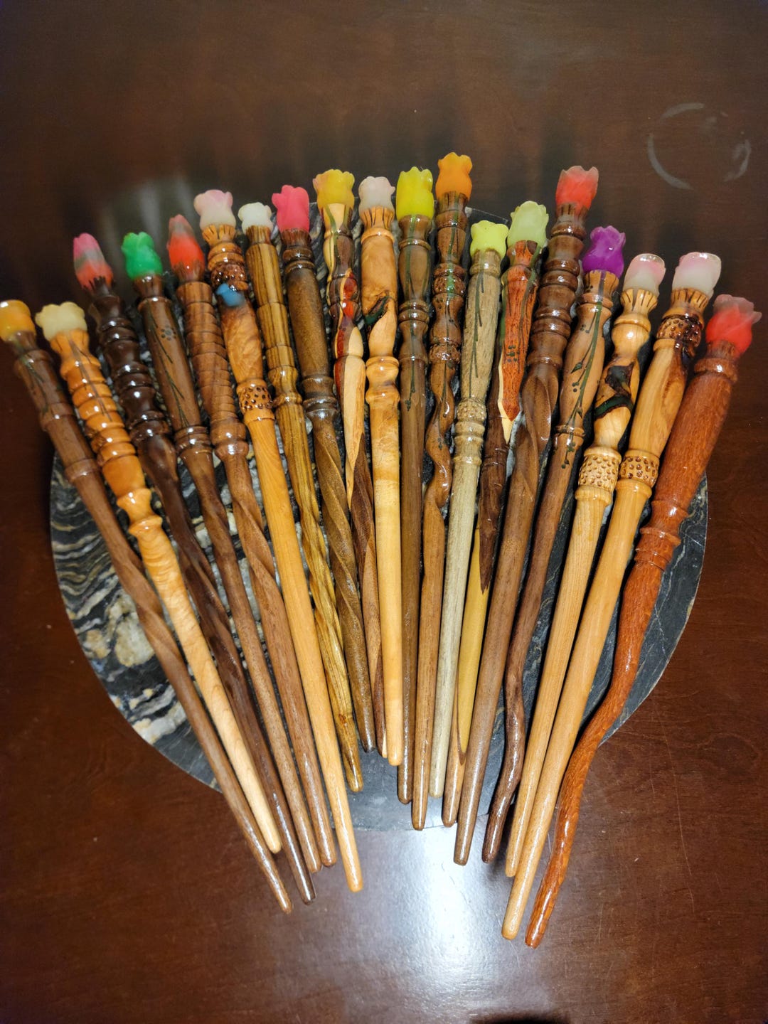 NEW Glow Wands:glow in the Dark, Handcrafted Wizard and Witch Wands ...