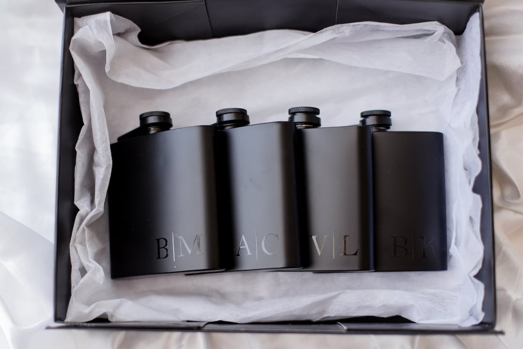 Personalised Black 6oz Hip Flask, Groomsmen Gifts , Groomsmen Gift ...