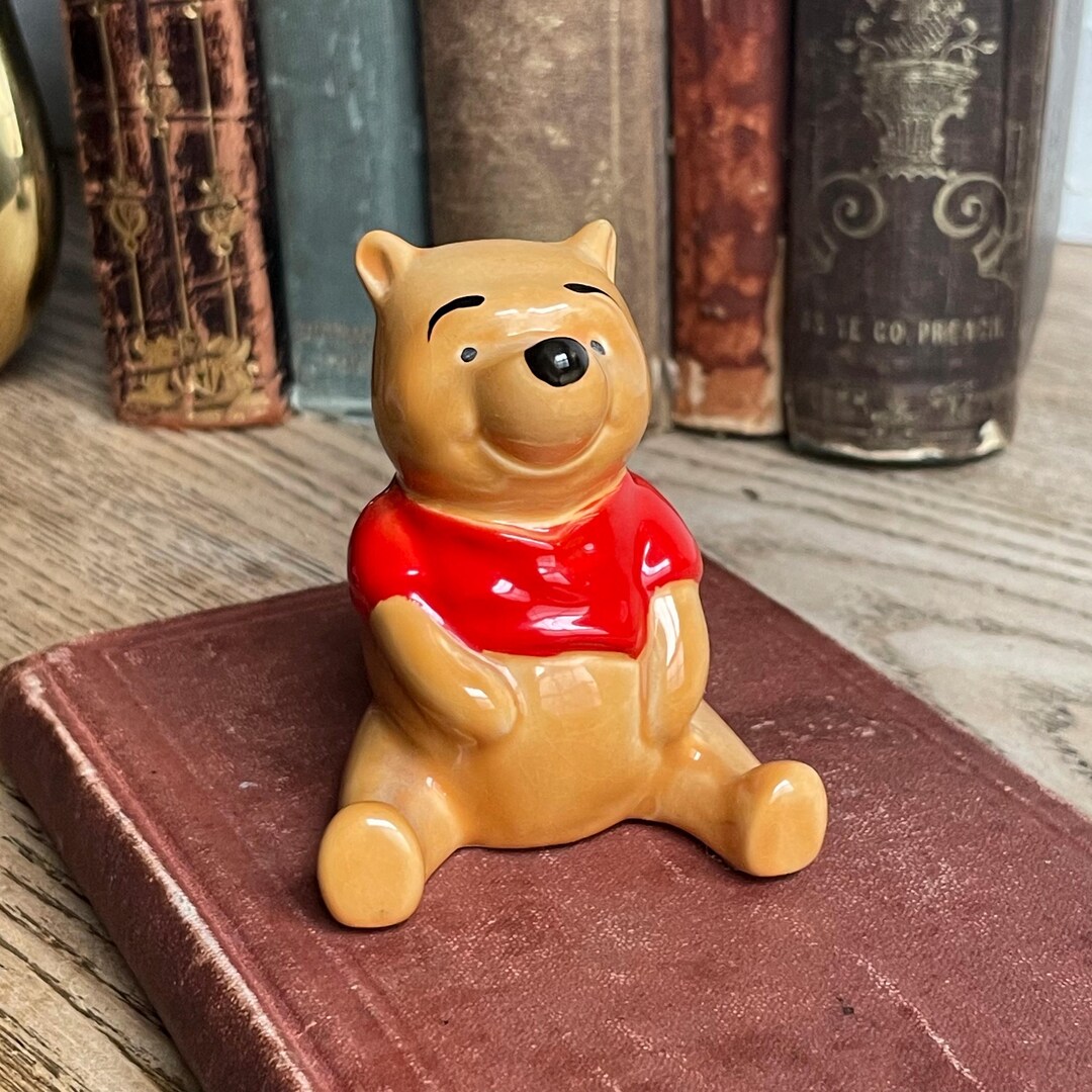 Vintage Beswick Pooh Bear Figurine -- Walt Disney Collectible Winnie ...