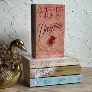 4 Vintage Historical Romance Books by Amanda Quick- Paperback Romance ...