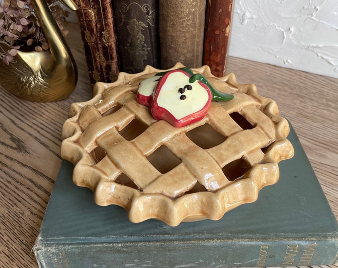 Vintage Apple Pie Trinket Dish - Apple-solutly Adorable Cottage Decor ...