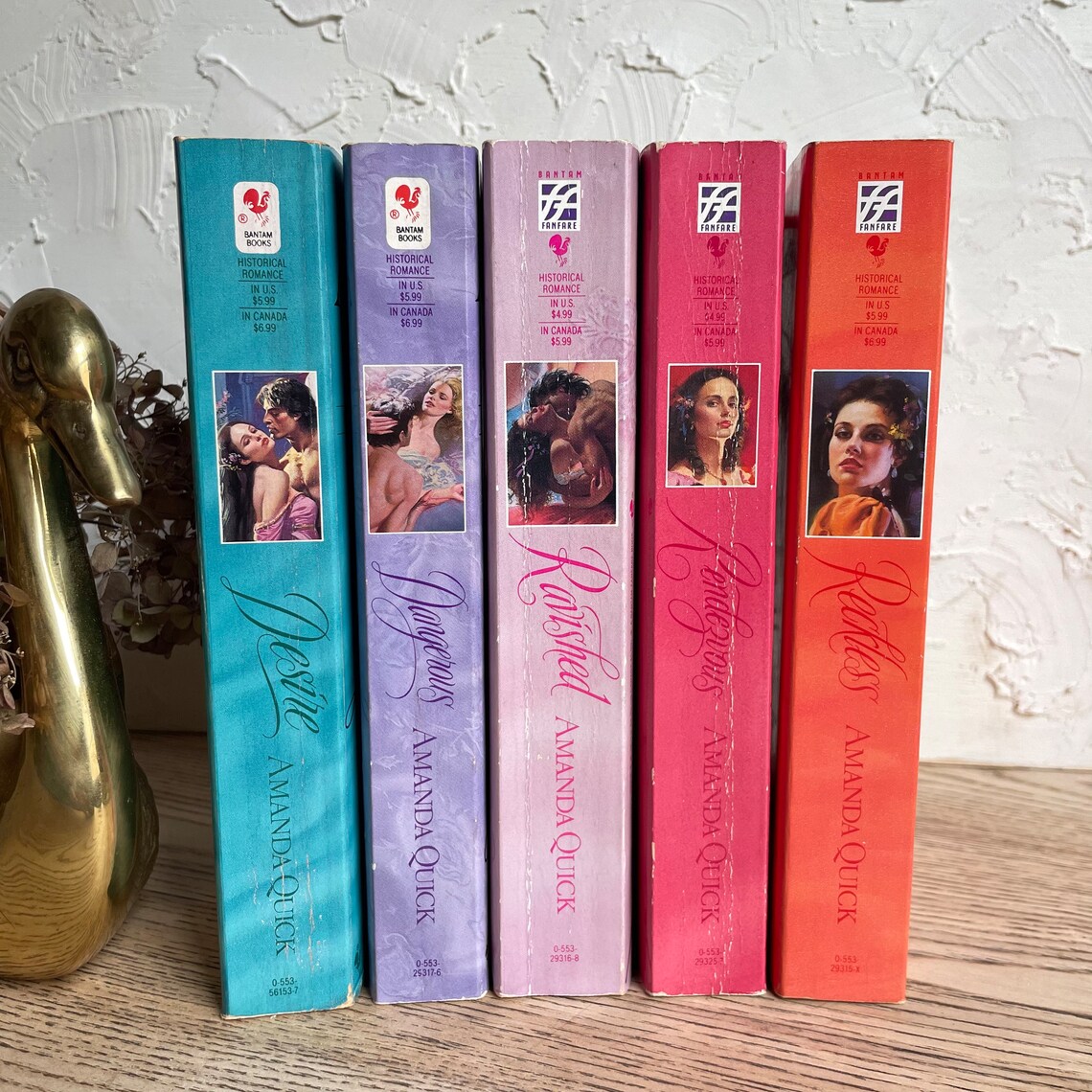 5 Vintage Historical Romance Books by Amanda Quick- Paperback Romance ...
