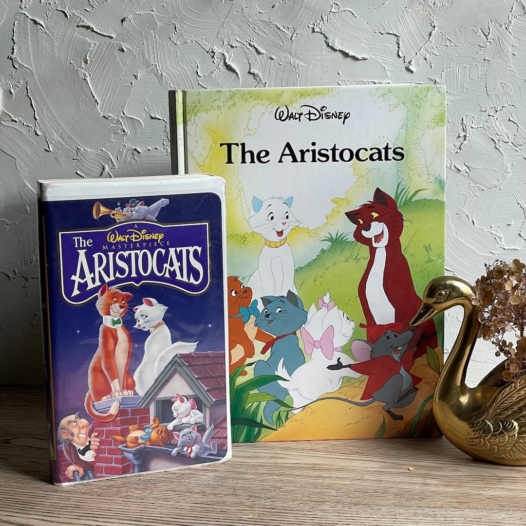 Vintage 1988 Walt Disney the Aristocats Book & the Aristocats VHS Movie ...