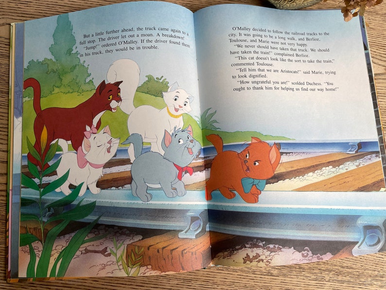 Vintage 1988 Walt Disney the Aristocats Book & the Aristocats - Etsy