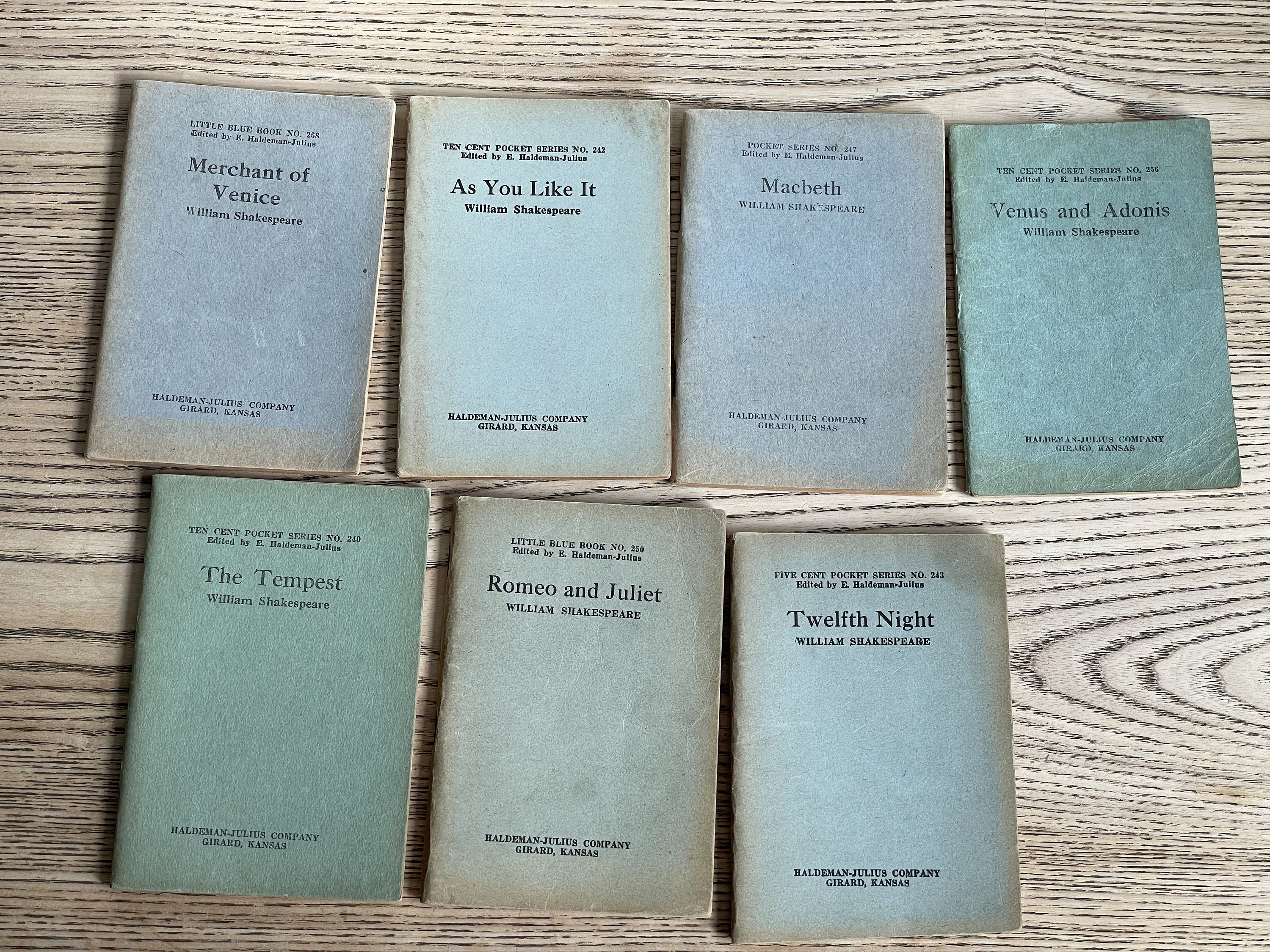 1920's William Shakespeare Miniature Pocket Books- Lot of 7 Antique ...