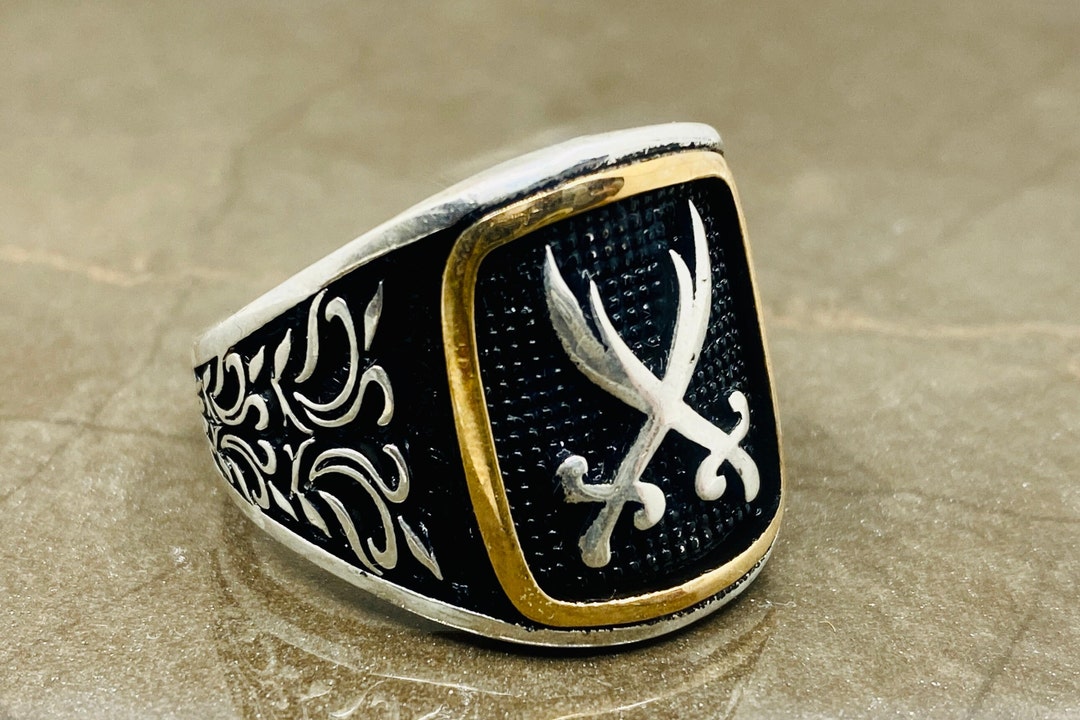 Handmade Silver Men's Ring, Sword Engraved Silver Ring, Knight Signet ...
