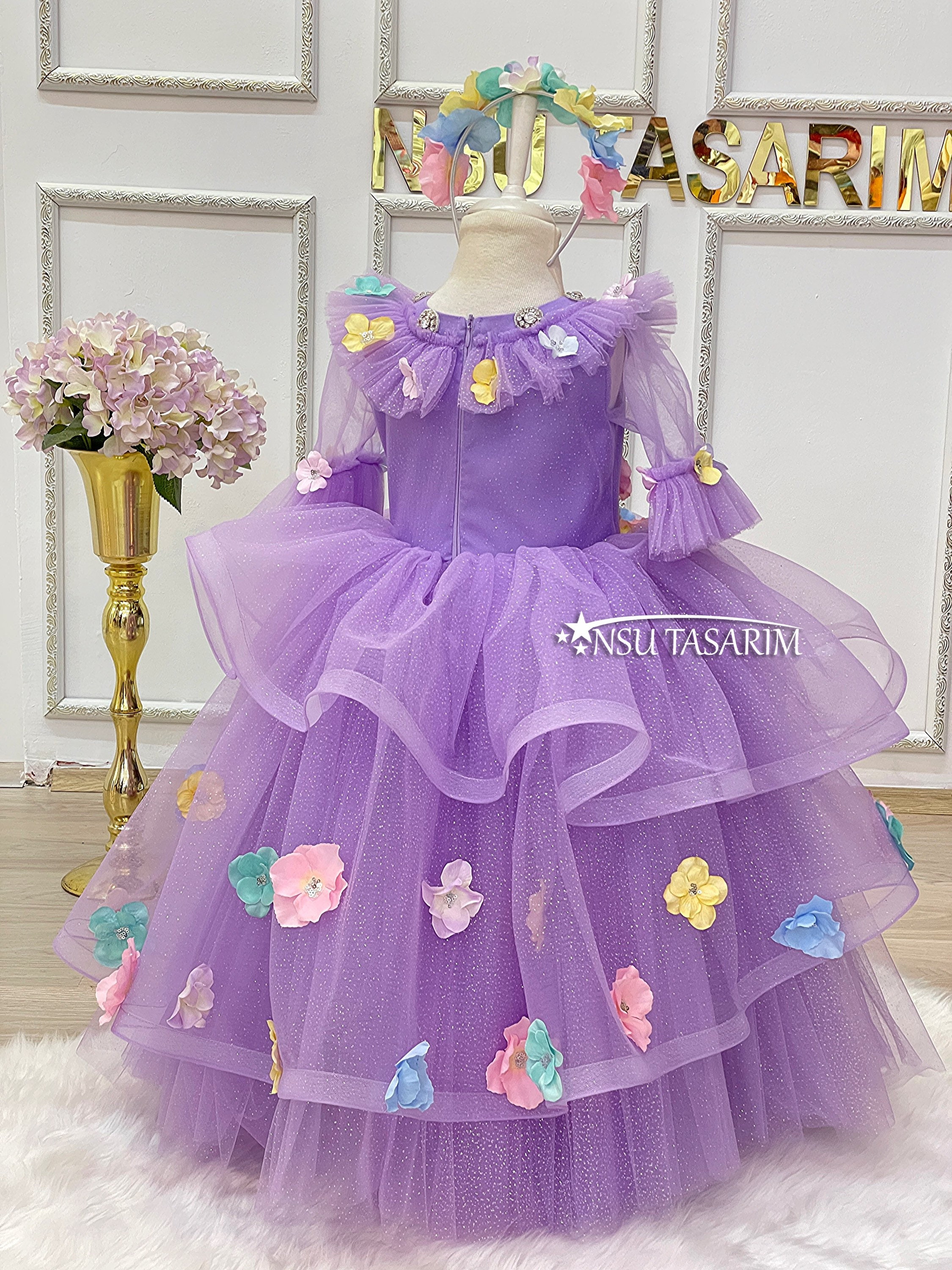 Isabella Dress. Isabella Theme Dress. Isabella Costume. Madrigal ...