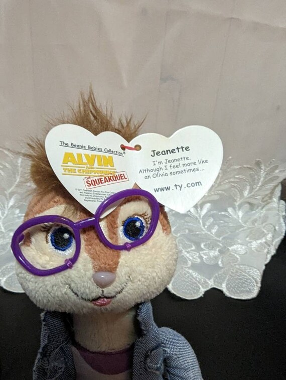 Alvin And The Chipmunks Chipwrecked Jeanette