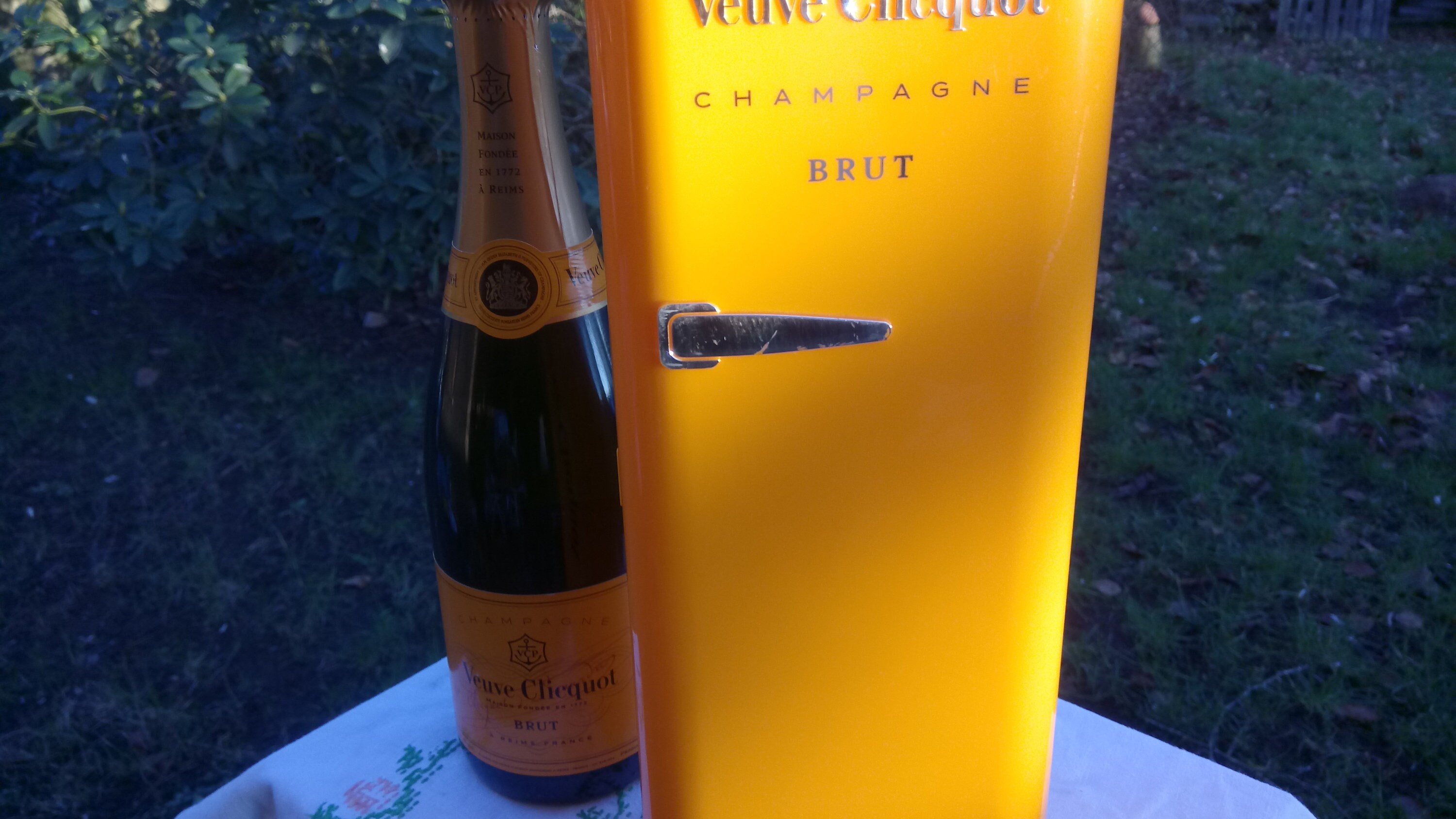 Very Rare : Veuve Clicquot Orange Fridge Box - for Champagne Bottle ...