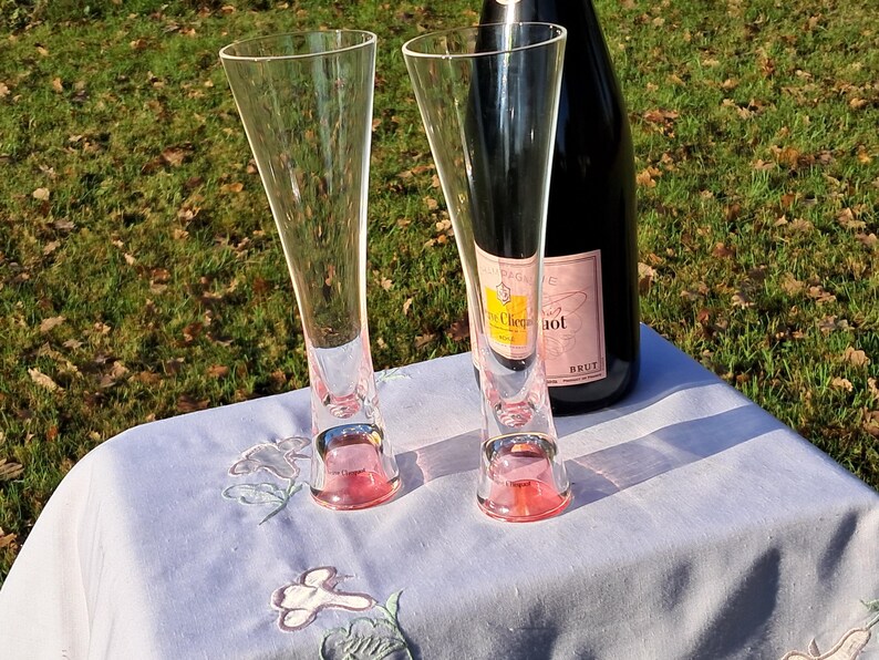 Vintage & Very Rare : Two 'trendy' Veuve Clicquot Acrylic Flutes - Pink ...
