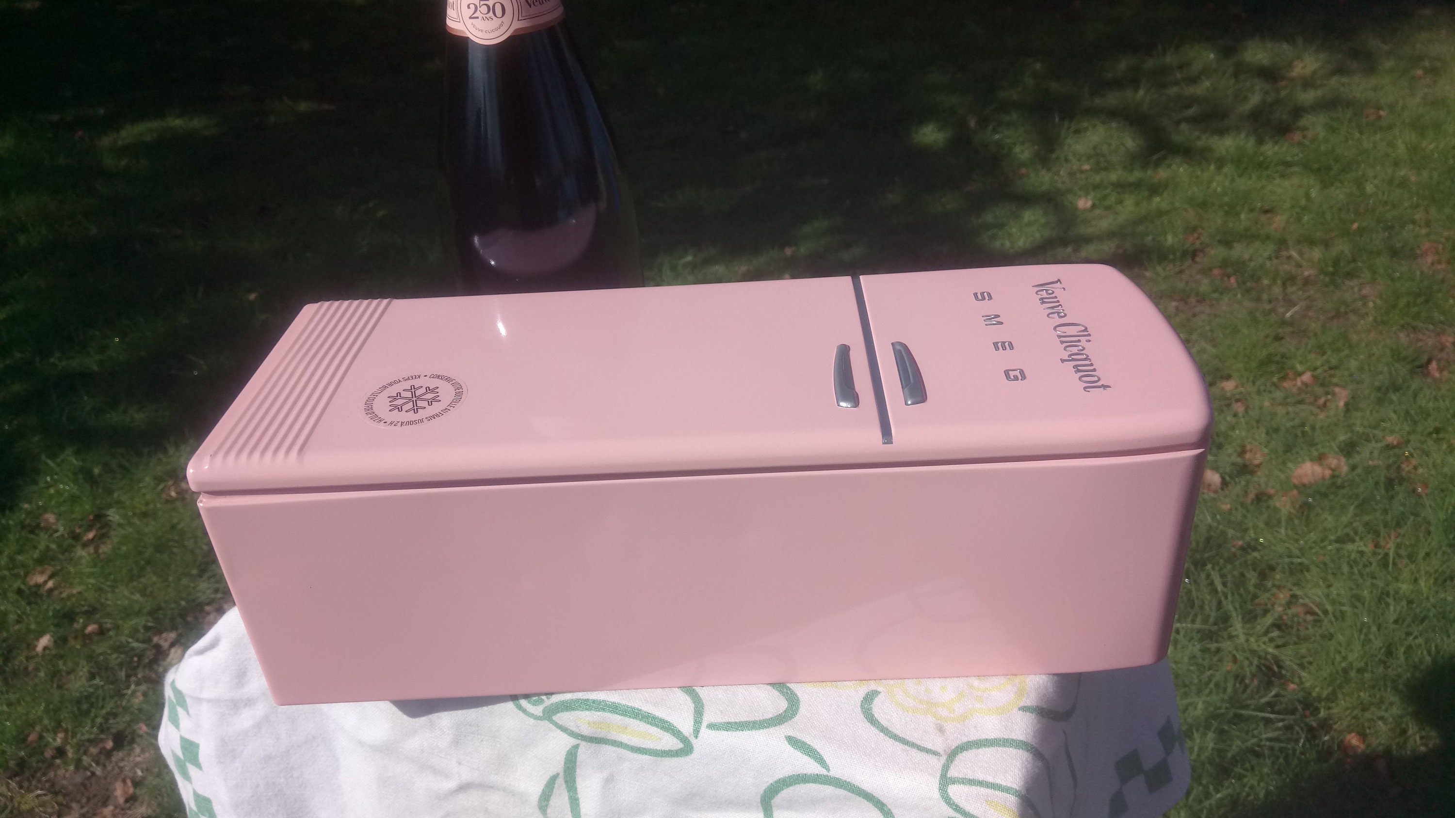 Very Rare : Veuve Clicquot SMEG Pink Fridge Box - for Champagne Bottle ...