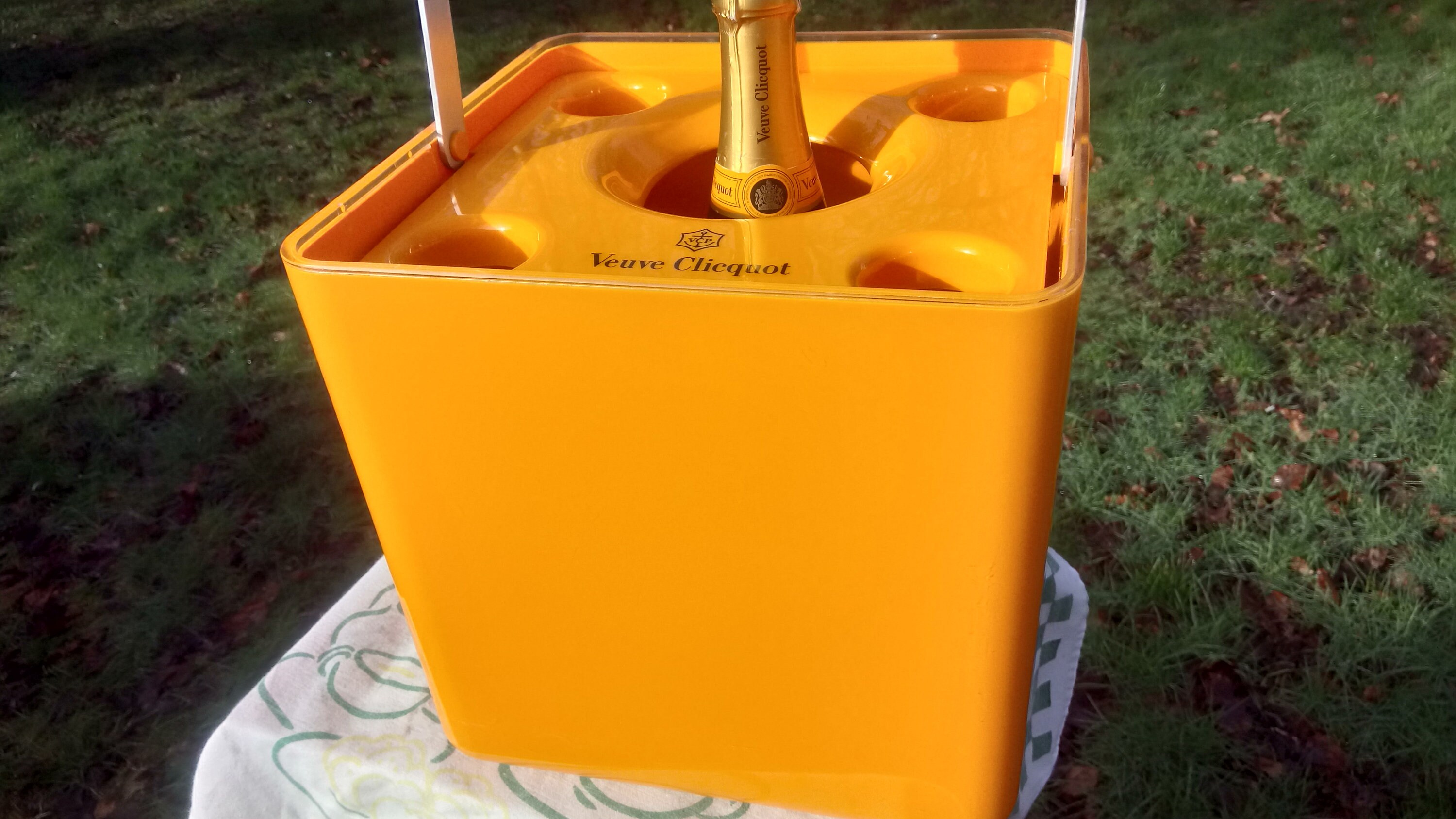Unique, Authentic : Veuve Clicquot Ice Bucket “ice Cube” Porsche Design ...