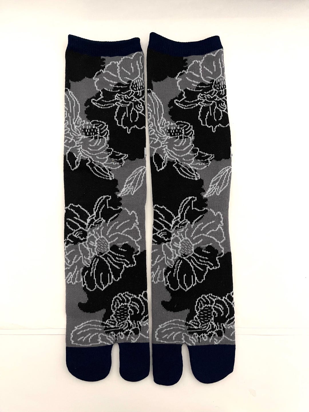 Japanese Floral Tabi Socks: Split-toe Cotton Blend - Etsy
