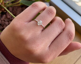 0.5 oval diamond ring store