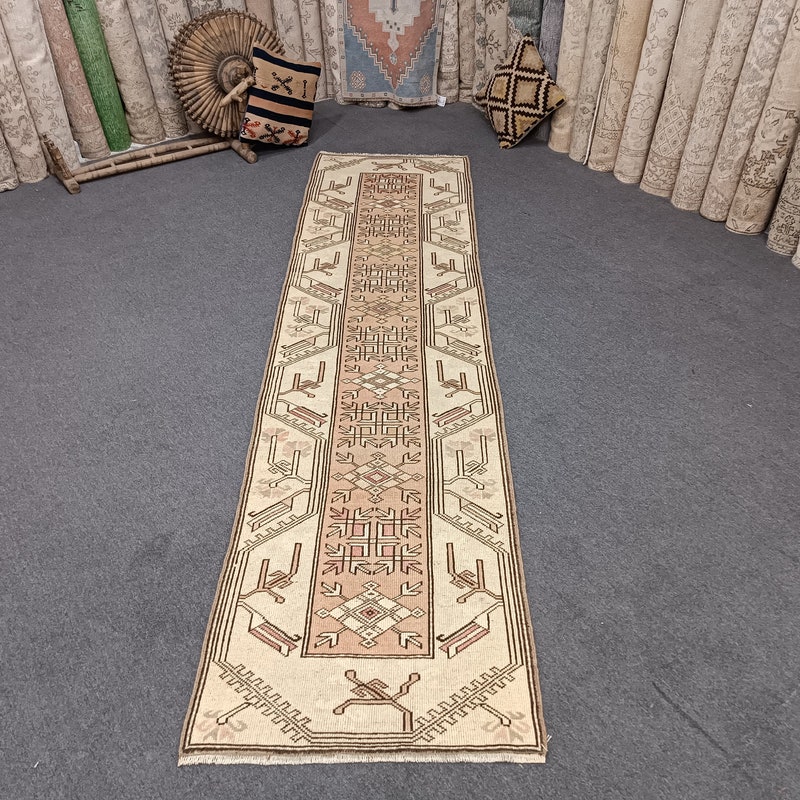 Vintage Runner - Etsy