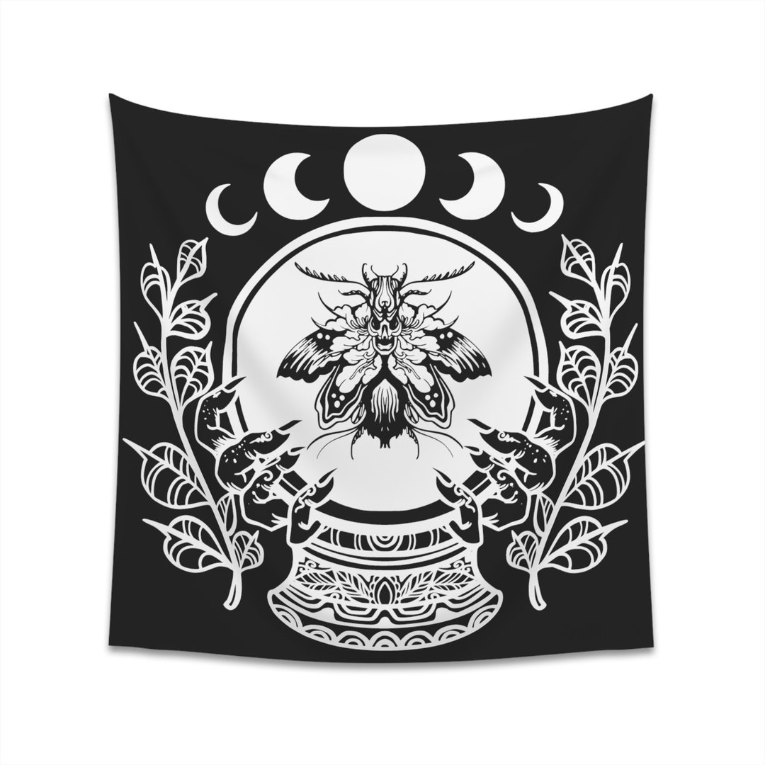 Moth Altar Cloth, Witch Wiccan Pagan Tarot Cloth, Gothic Gift Altar ...