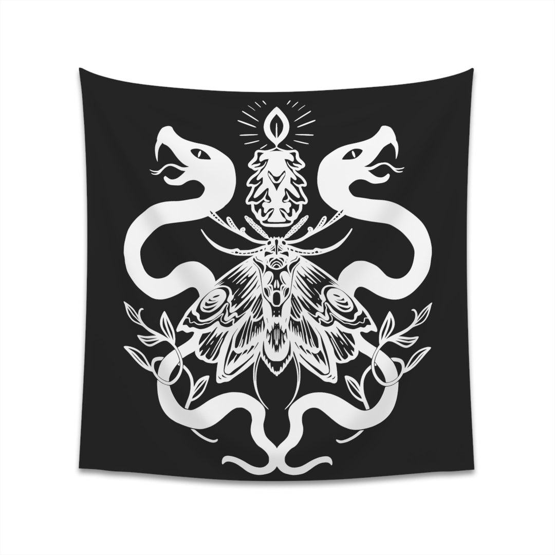 Lilith Altar Cloth, Witch Wiccan Pagan Tarot Cloth, Gothic Gift Altar ...