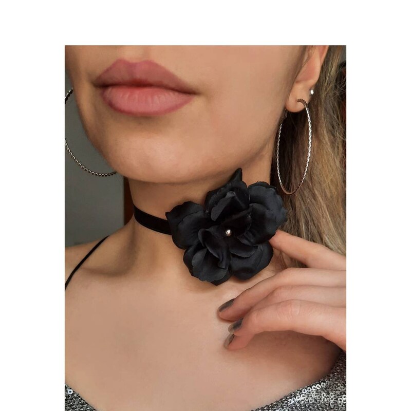 Flower Choker - Etsy