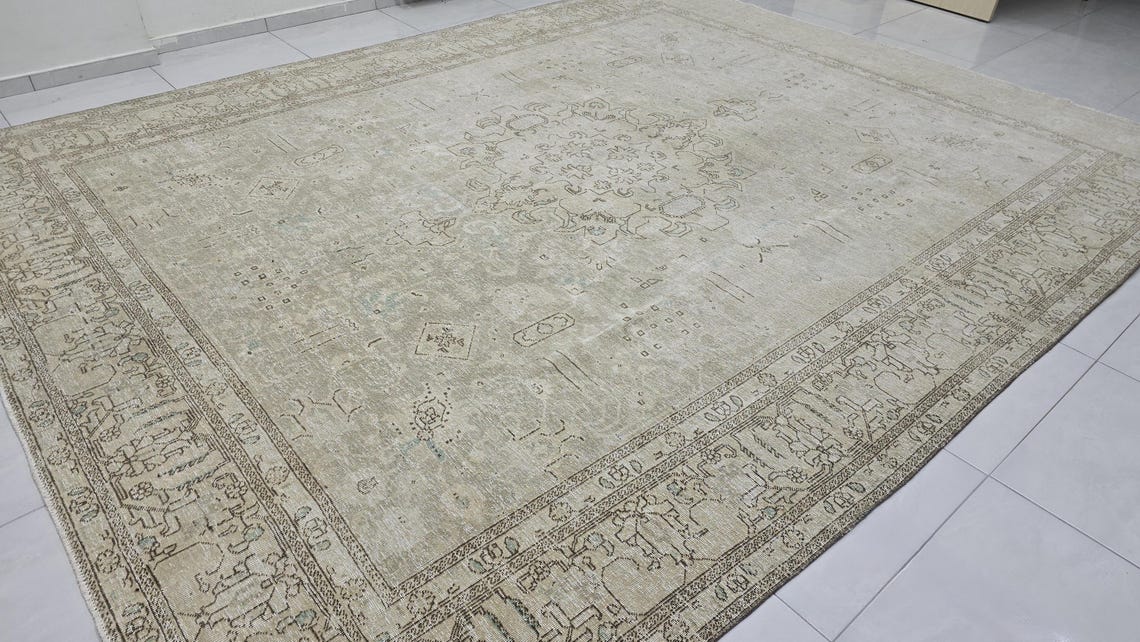Neutral Turkish Handwoven Wool Area Rug, Oversized Traditional Oushak ...