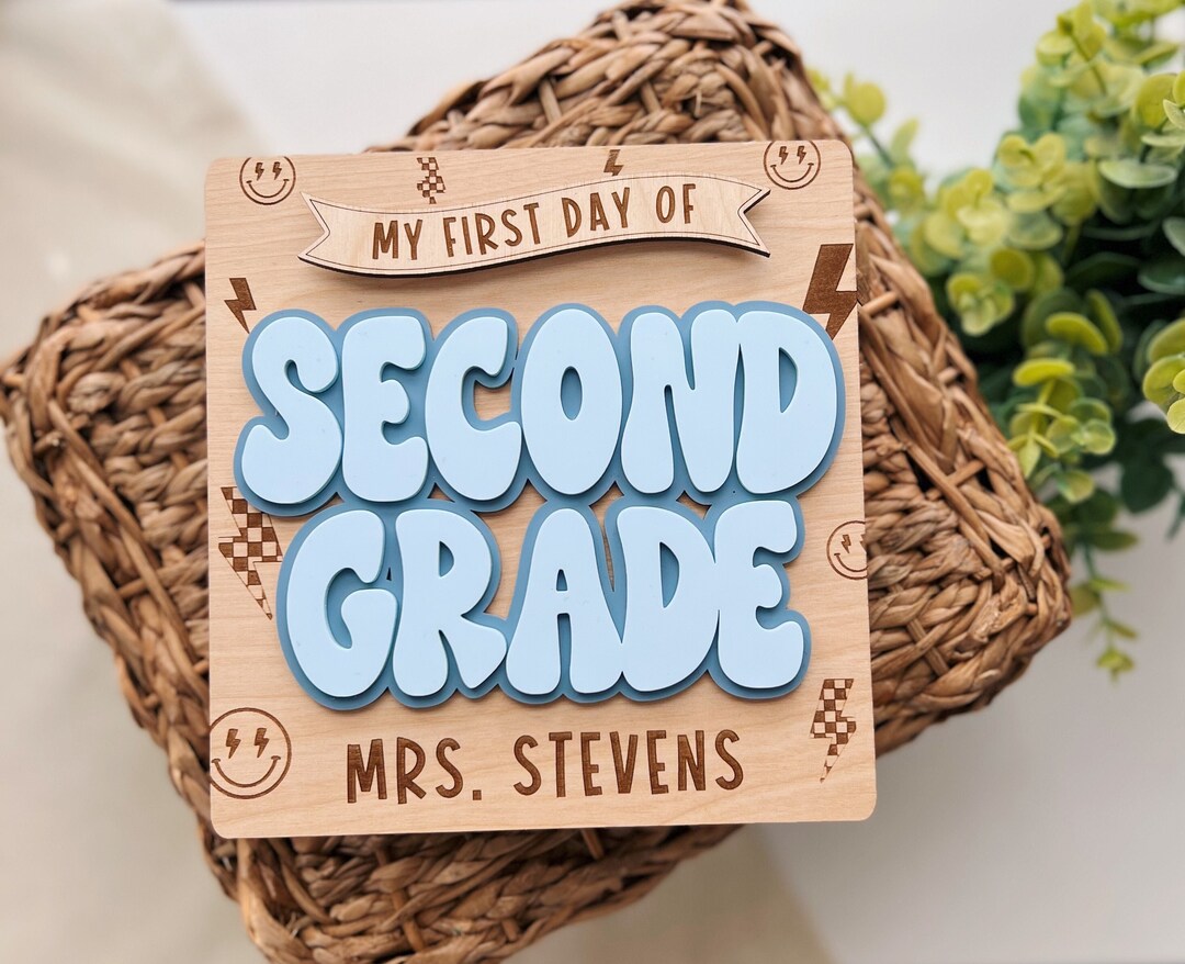 Retro First Day of School Sign / Personalized First Day of School Sign ...