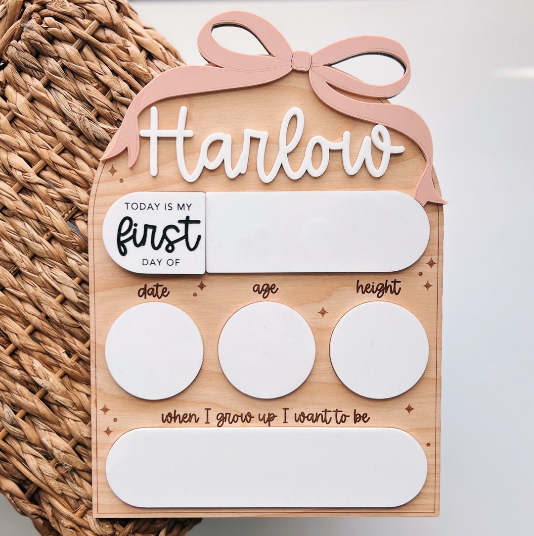 Bow First Day of School Sign / Personalized First Day of School Sign ...