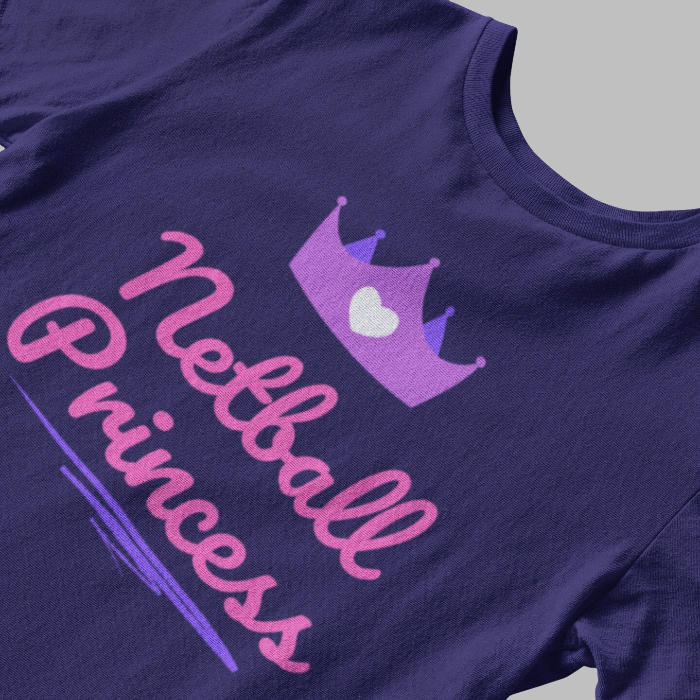 NETBALL T-SHIRT Slogan QUEEN of of the Court, Funny, Humour, Great Gift ...