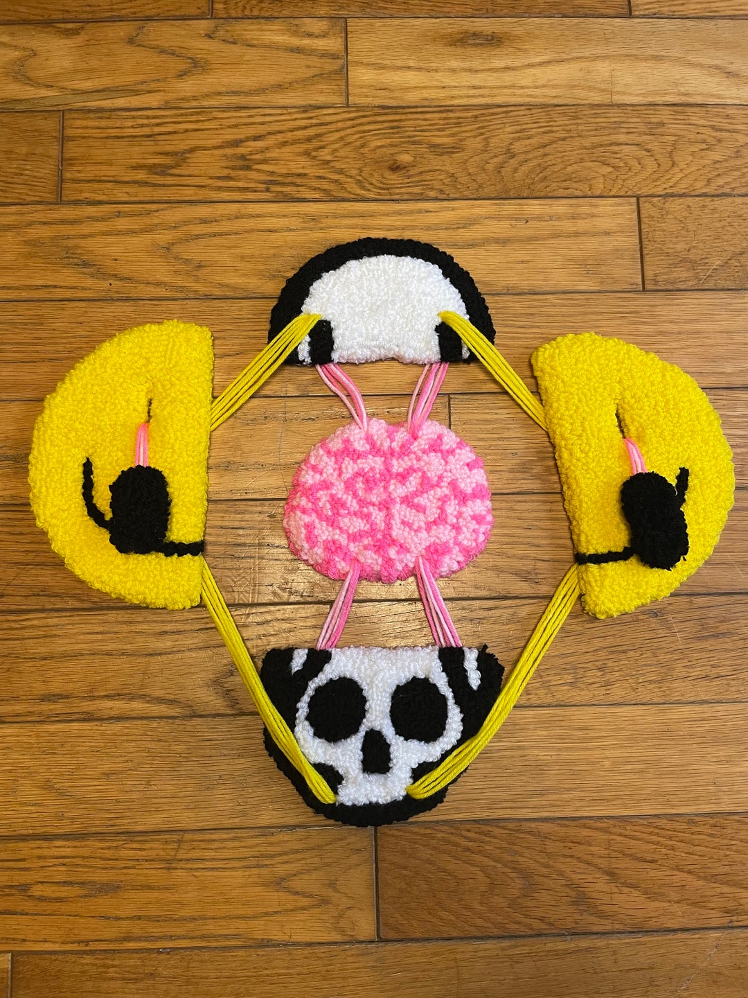Smiley Face Skull Art Wall Hanging Rug, Loop Pile Hanging Decoration ...