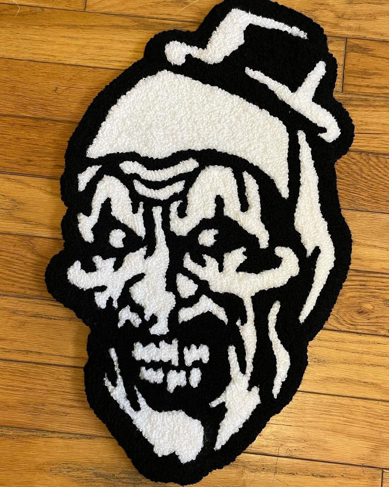 Art the Clown Punch Needle Tufted Rug, Terrifier Horror Rug - Etsy