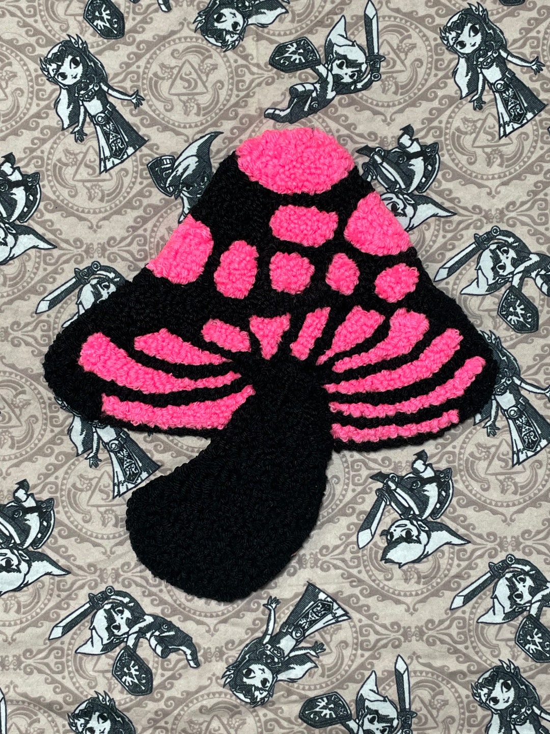 Psychedelic Mushroom Loop Pile 12 Inch Wall Hanging Rug Toadstool ...